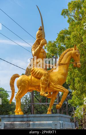 King Sangiliyan's Statue at Jaffna, Sri Lanka Stock Photo - Alamy