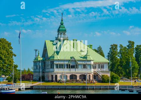 View of Valkosaari inhabited island in the Helsinki bay in Finland ...