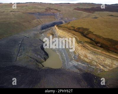 Glenmuckloch open cast mine the site of Hydro X Prix Electric off road ...