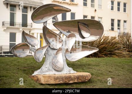 Marina Sculpture by Blacksmith Leigh Dyer Stock Photo - Alamy