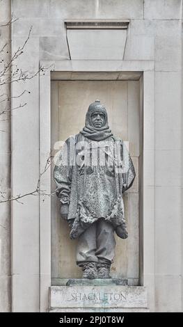 Statue of Shackleton at The Royal Geographical Society, Exhibition Road ...