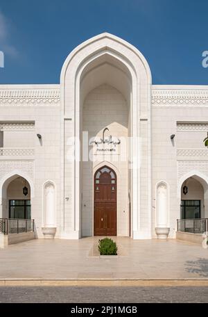 Typical Qatari Architecture, exterior of Feeh Al'Aafia restaurant ...