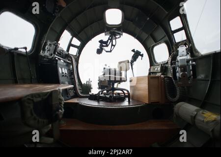The interior of a B17 B-17 World war 2 bomber aircraft Stock Photo - Alamy