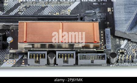 Solid state drives with copper heat sink for computer - ssd sata, NVME ...