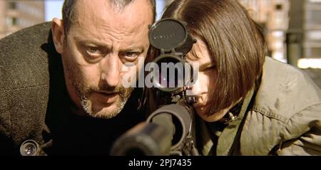Natalie Portman and Jean Reno in a scene from the (C)Gaumont Buena ...