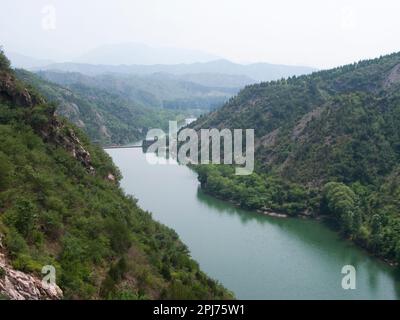 Chinese hydroelectric dam forms the Simatai Reservoir / Yuanyang Lake ...