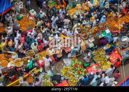 Top view or the traditional Iftar bazar at Chawkbazar on Old Dhaka. Dhaka, Bangladesh Stock ...