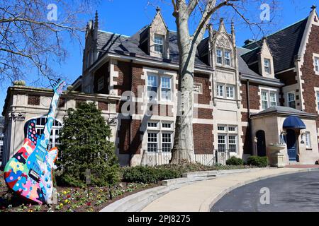 Glidden House hotel at University Circle in Cleveland, Ohio Stock Photo ...