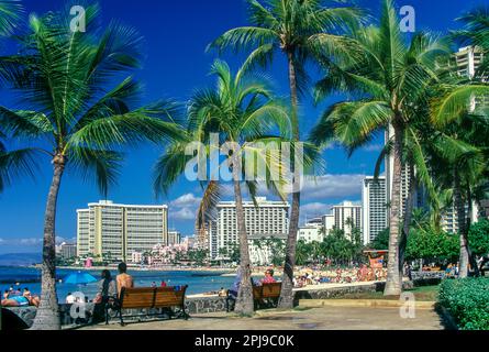 WATERFRONT PROMENADE HOTELS WAIKIKI BEACH HONOLULU OAHU HAWAII USA ...