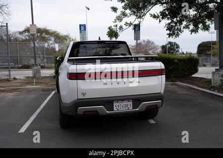 Rivian Founder and CEO RJ Scaringe unveils the first-ever electric ...