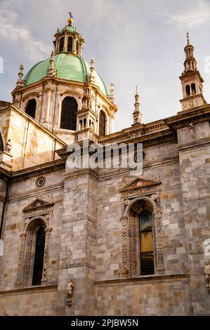 Virgin Mary Statue Lake Como Stock Photo - Alamy