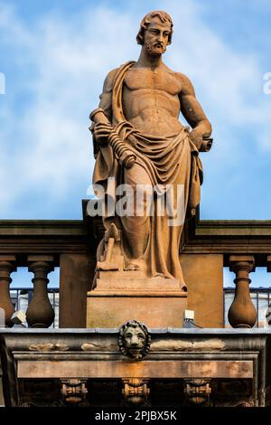 Allegorical figure of Science on the parapet of David Bryce's 1846 Bank ...
