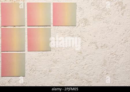 Sticky notes on grunge background Stock Photo - Alamy