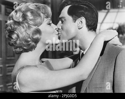 QUICK BEFORE IT MELTS, George Maharis, Janine Gray, Anjanette Comer ...