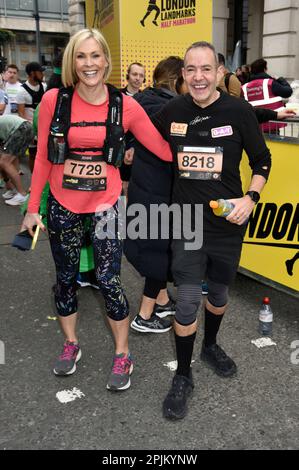 Jenni Falconer at the Start of the 2023 London Landmarks Half Marathon ...
