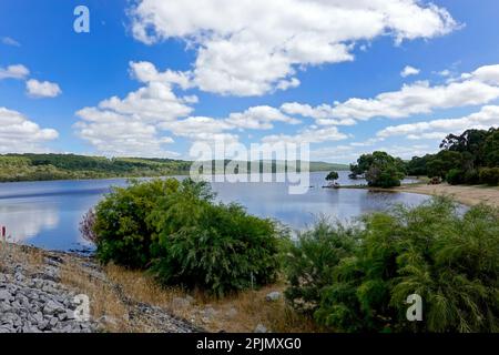 Lysterfield Lake in Lysterfield Park, Melbourne, Victoria Stock Photo ...
