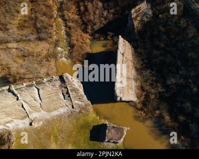 A scenic view of the Austin Dam located in Austin Stock Photo - Alamy