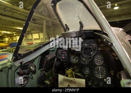 Supermarine Spitfire Vb cockpit Stock Photo - Alamy