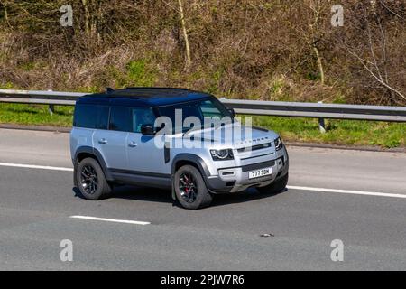 Land Rover Defender 110, 3-door (Side view Stock Photo - Alamy