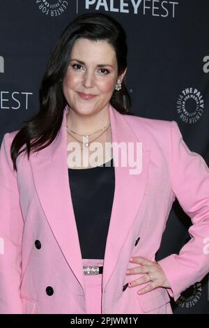 LOS ANGELES - APR 3: Melanie Lynskey at the 2023 PaleyFest ...