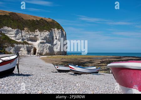 Yport Plage, promenade on the pebble beach. Panorama with view of the ...