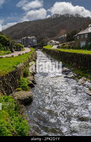 The river Valency flowing through the centre of Boscastle, Cornwall ...
