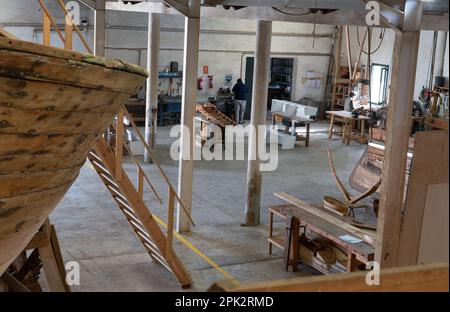 Artisanal wood shipyard warehouse Stock Photo - Alamy