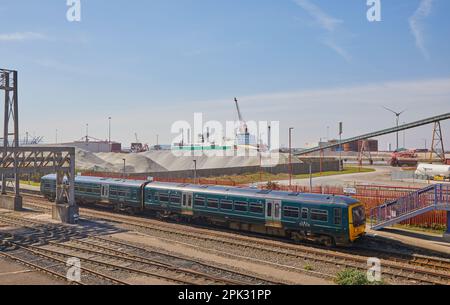 Cranes coastal docks Avonmouth Docks Port Bristol Stock Photo - Alamy