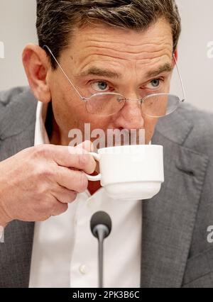THE HAGUE - Ruud Sondag CEO of Royal Schiphol Group during a roundtable ...