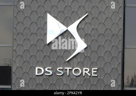 DS Automobiles / Schriftzug / Logo Stock Photo - Alamy