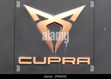 Cupra / Schriftzug / Logo / Seat Cupra Stock Photo - Alamy