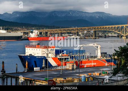WCMRC, Sentinel 304 Marine Spill Response Barge, Burrard Inlet ...