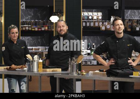 TOP CHEF, from left: contestants Tom Goetter, Sara Bradley, Cheeky ...