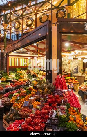England, London, Southwark, Early Morning View of Borough Market Stock ...