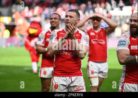 James Batchelor #16 of Hull KR arrives ahead of the Betfred Super ...