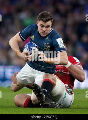 Leinster’s Gary Ringrose is tackled by Leicester Tigers’ Hanro ...