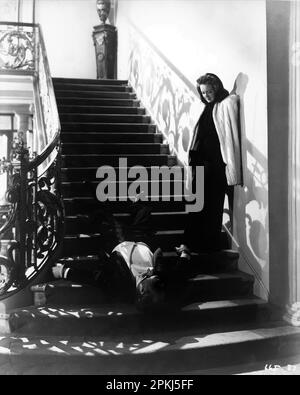 BETTE DAVIS and double for CLAUDE RAINS in DECEPTION 1946 director ...