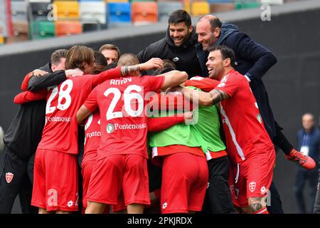 Team of AC Monza during the Italian championship Serie B football match ...