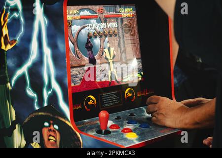 Arcade amusement Coin-operated classic two pence Coin pusher ...