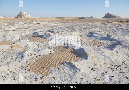 The Otherworldly White Desert Near Egypt's Bahariya Oasis Stock Photo ...