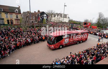 The Liverpool coach arrives prior to the match Stock Photo - Alamy