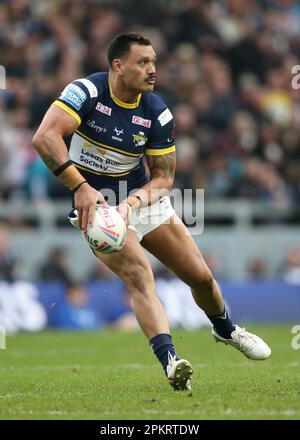 Sam Lisone of Leeds Rhinos in the pre-game warm up during the Betfred ...
