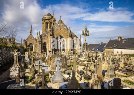 The graveyard of St Ronan Church, Locronan, Brittany, France Stock ...