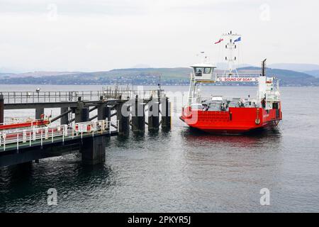 Western ferries, small car and passenger ferry, Sound of Soay, sailing ...