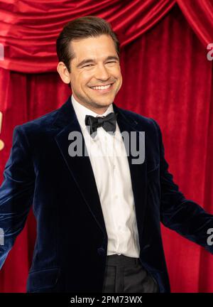 Jason Ralph attends Amazon Prime Video's "The Marvelous Mrs. Maisel ...