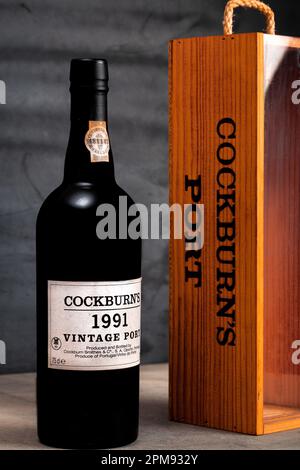 cockburn 1991 vintage point wine Stock Photo - Alamy
