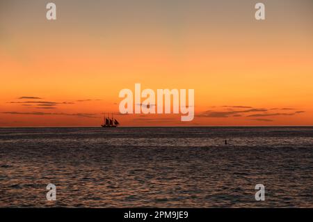 Beautiful Caribbean island sunset as seen from Sunset Beach, Maho on ...