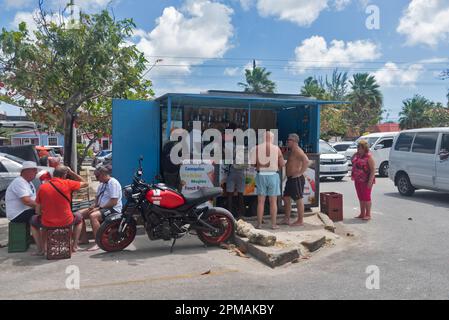 Beachgoers buy soft drinks at the kiosk, Barbados, Caribbean Stock ...