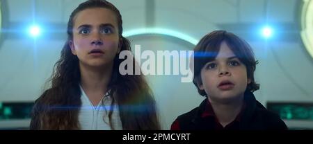 TIMESCAPE, from left: Sofian Oleniuk, Lola Rossignol-Arts, 2021. © XYZ ...