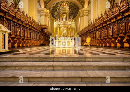 Main Altar and Choir, Basilica Metropolitan Cathedral of Lima, Lima ...